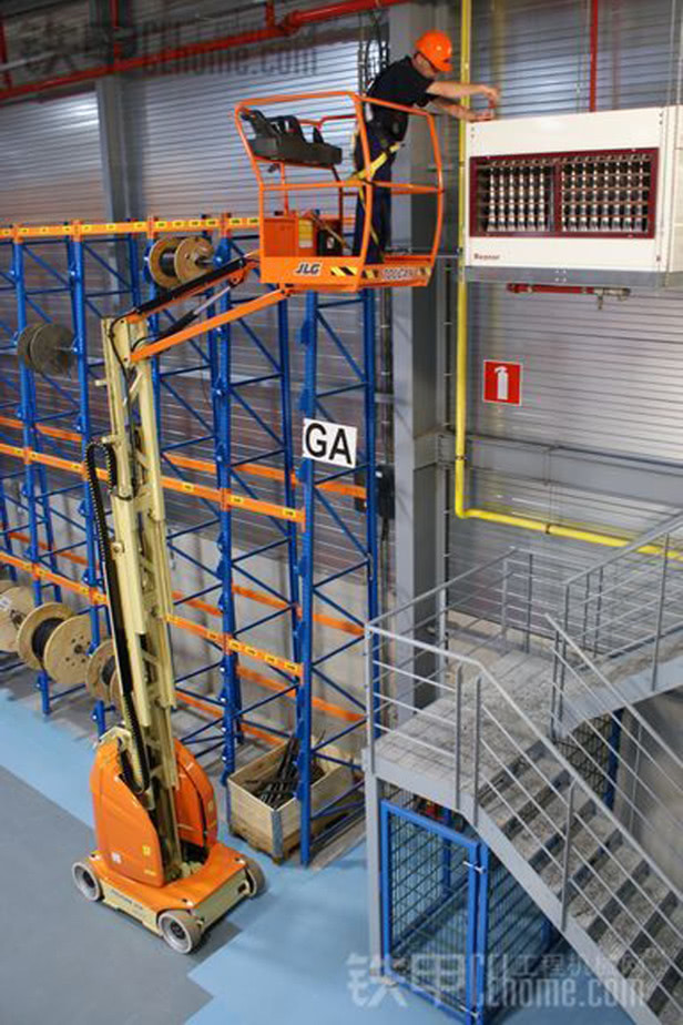 JLG Toucan 10E - 10.10m Mast Boom Lift - JMS Powered Access