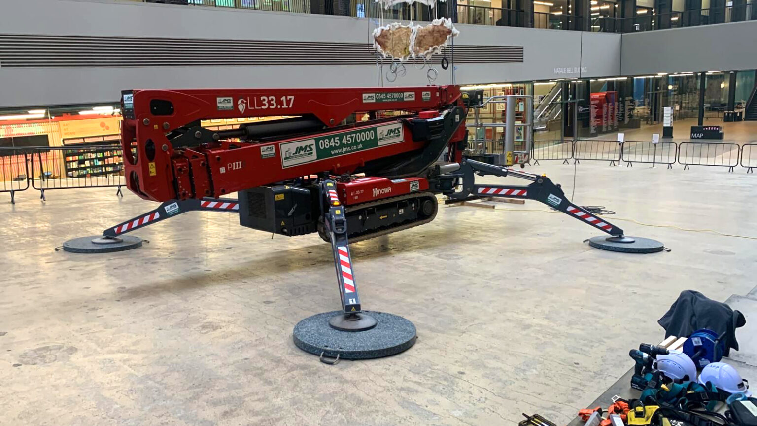 Access meets Art: Spider Booms at the Tate Modern - JMS Powered Access